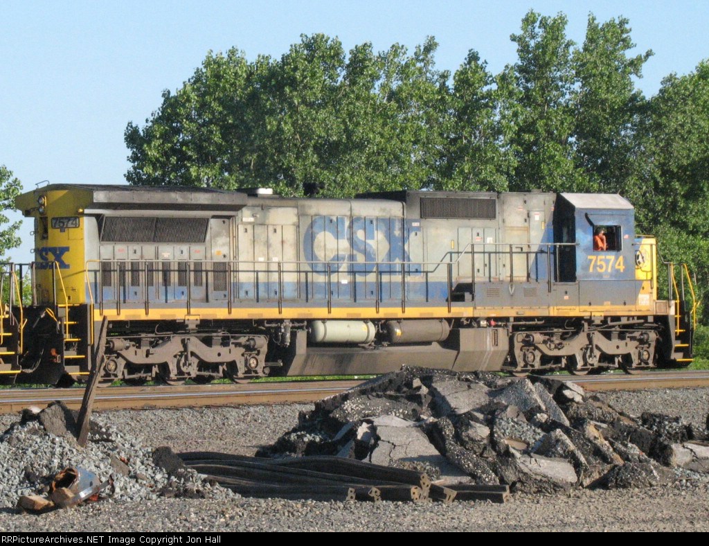 CSX 7574